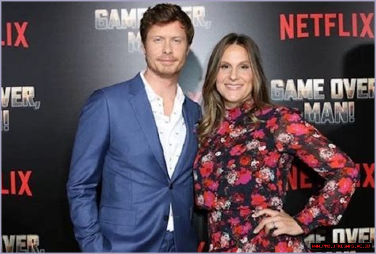 Anders Holm's Wife, Emma Nesper, Kids and Family